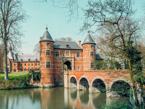 10 Most Beautiful Castles Near Brussels - Veggie Wayfarer