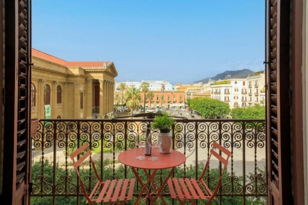 20 Boutique Hotels in Palermo: Local Guide Incl. Map