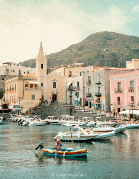 10 Things to Do in Lipari for First-Time Visitors (Incl Map)